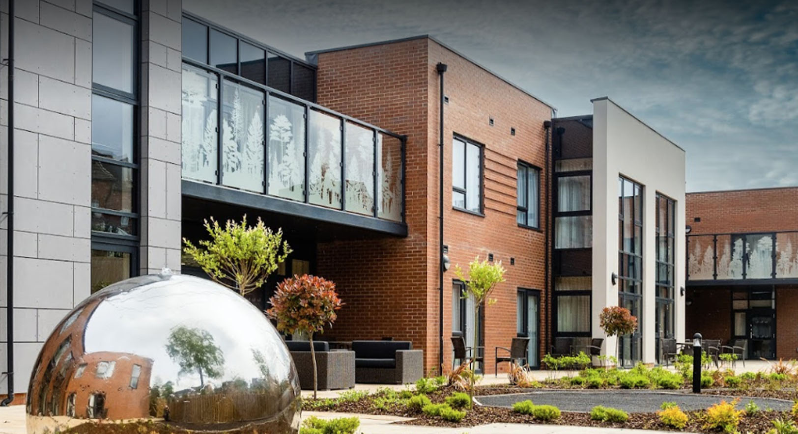 Featured Articles - HC-One